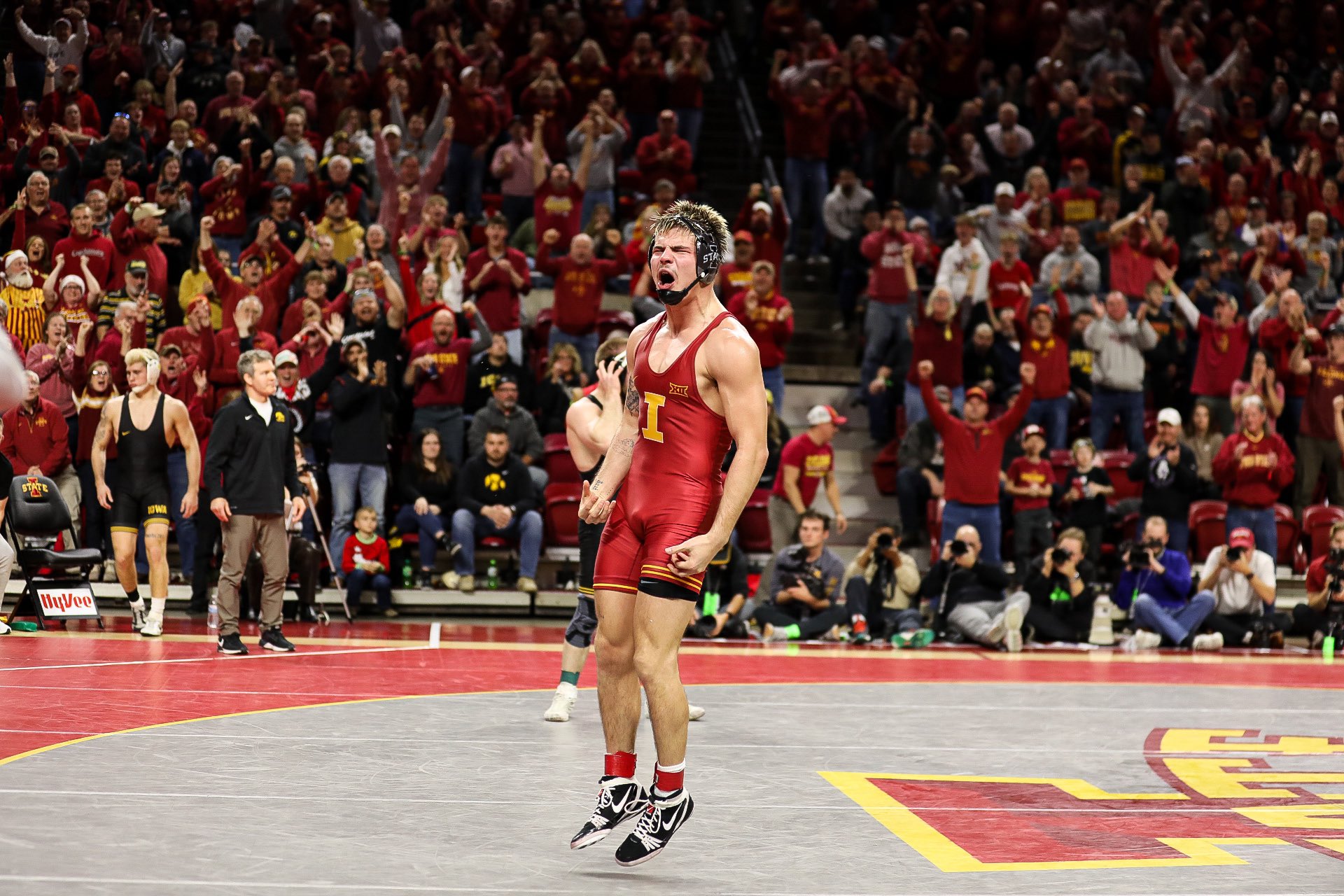 MJ "you can't take the funk out of me" Gaitan helps ISU end 20-match Cy ...